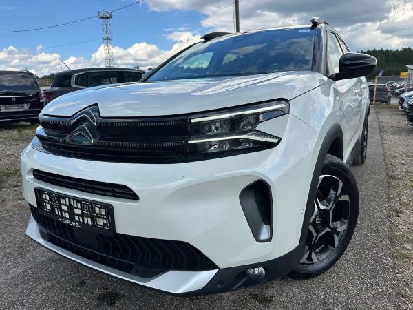 Белый Ситроен C5 Aircross 2023 в Вильнюс, объемом двигателя 1.20 л и пробегом 108 тыс. км за 17700 €, фото 2 на AUTOMOTO.COM.LV