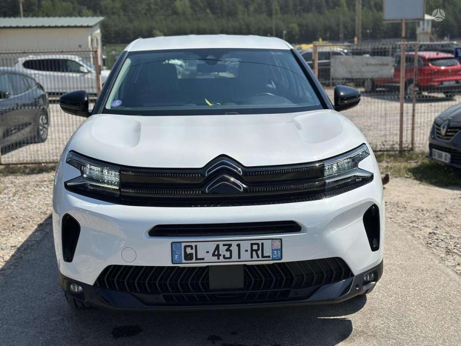 Белый Ситроен C5 Aircross 2023 в Вильнюс, объемом двигателя 1.20 л и пробегом 186 тыс. км за 13309 €, фото 3 на AUTOMOTO.COM.LV