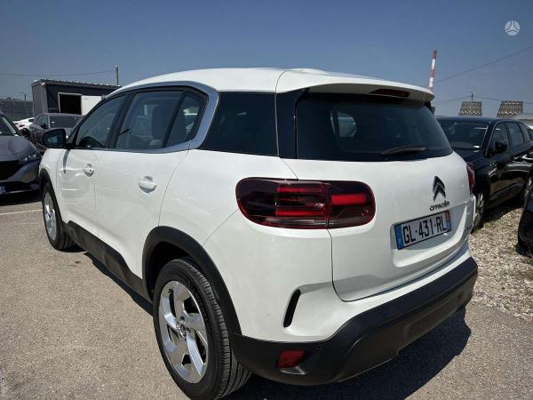 Balts Citroen C5 Aircross 2023 Viļņa, ar dzinēja tilpumu 1.20 L un nobraukumu 186 tūkst. km par 13309 €, foto 4 vietnē AUTOMOTO.COM.LV