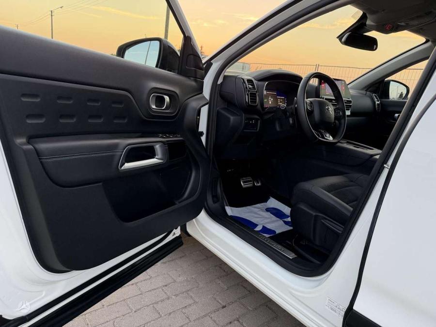 Белый Ситроен C5 Aircross 2023 в Мариямполе, объемом двигателя 1.20 л и пробегом 117 тыс. км за 17182 €, фото 20 на AUTOMOTO.COM.LV