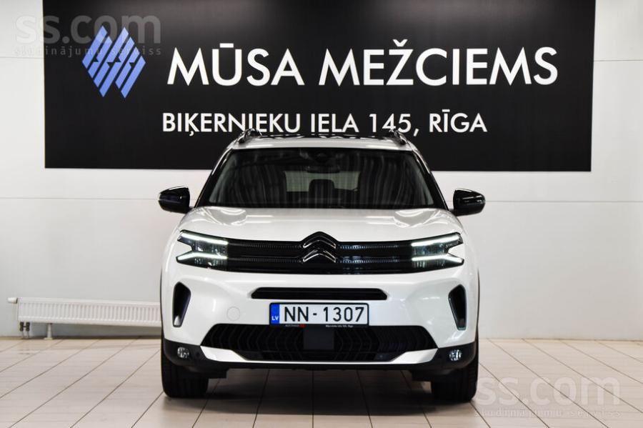 Balts Citroen C5 Aircross 2023 Rīga, ar dzinēja tilpumu 1.20 L un nobraukumu 62 tūkst. km par 19990 €, foto 3 vietnē AUTOMOTO.COM.LV