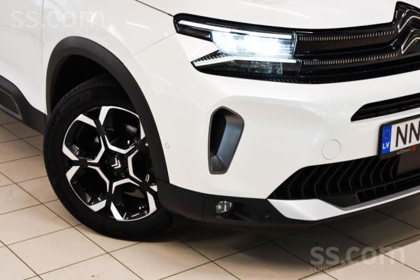 Balts Citroen C5 Aircross 2023 Rīga, ar dzinēja tilpumu 1.20 L un nobraukumu 62 tūkst. km par 19990 €, foto 9 vietnē AUTOMOTO.COM.LV