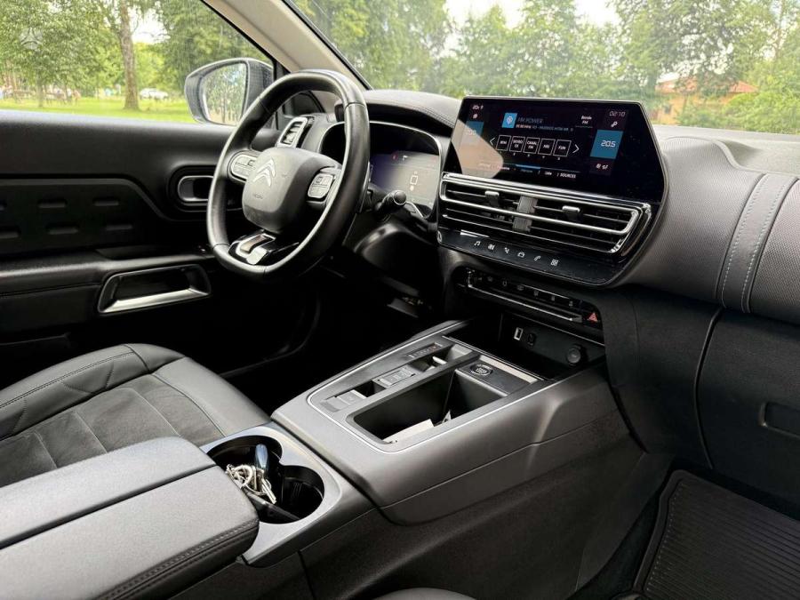 Белый Ситроен C5 Aircross 2023 в Таураге, объемом двигателя 1.50 л и пробегом 189 тыс. км за 13200 €, фото 9 на AUTOMOTO.COM.LV