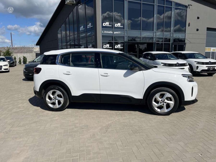 Balts Citroen C5 Aircross 2023 Tauragė, ar dzinēja tilpumu 1.50 L un nobraukumu 193 tūkst. km par 12400 €, foto 3 vietnē AUTOMOTO.COM.LV