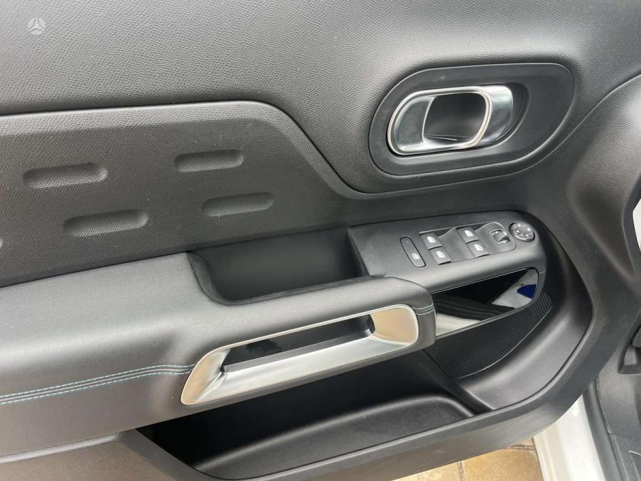 Balts Citroen C5 Aircross 2023 Tauragė, ar dzinēja tilpumu 1.50 L un nobraukumu 193 tūkst. km par 12100 €, foto 16 vietnē AUTOMOTO.COM.LV