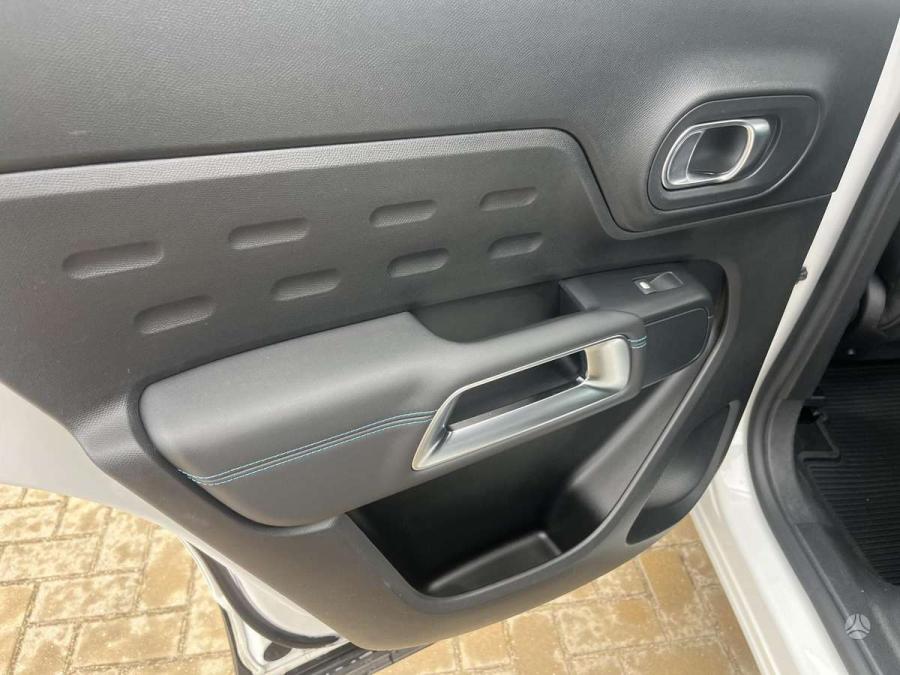 Balts Citroen C5 Aircross 2023 Tauragė, ar dzinēja tilpumu 1.50 L un nobraukumu 193 tūkst. km par 12100 €, foto 21 vietnē AUTOMOTO.COM.LV