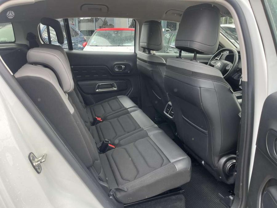 Balts Citroen C5 Aircross 2023 Tauragė, ar dzinēja tilpumu 1.50 L un nobraukumu 193 tūkst. km par 12100 €, foto 23 vietnē AUTOMOTO.COM.LV