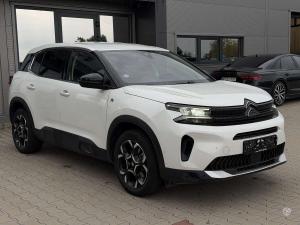 White Citroen C5 Aircross 2024 in Siauliai, with an engine capacity of 1.60 L and mileage of 126 thousand km for 17999 €, photo 3 on AUTOMOTO.COM.LV