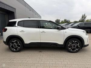 White Citroen C5 Aircross 2024 in Siauliai, with an engine capacity of 1.60 L and mileage of 126 thousand km for 17999 €, photo 4 on AUTOMOTO.COM.LV