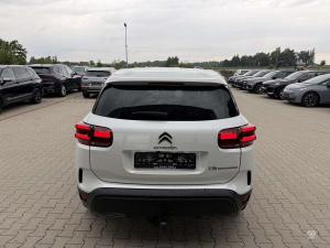 White Citroen C5 Aircross 2024 in Siauliai, with an engine capacity of 1.60 L and mileage of 126 thousand km for 17999 €, photo 9 on AUTOMOTO.COM.LV