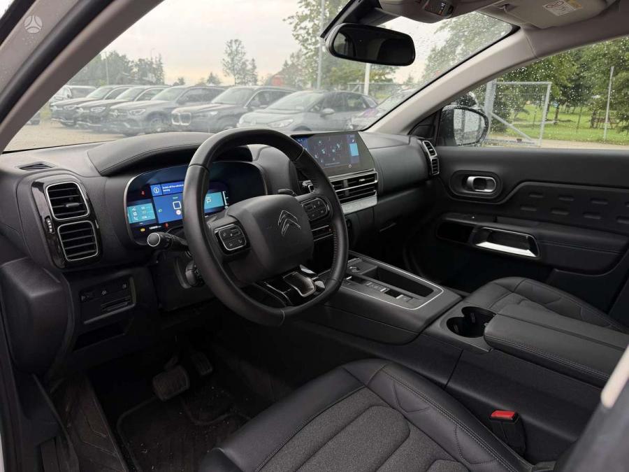 White Citroen C5 Aircross 2024 in Siauliai, with an engine capacity of 1.60 L and mileage of 126 thousand km for 17999 €, photo 11 on AUTOMOTO.COM.LV