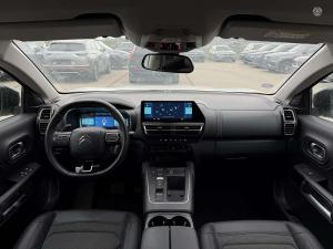 White Citroen C5 Aircross 2024 in Siauliai, with an engine capacity of 1.60 L and mileage of 126 thousand km for 17999 €, photo 14 on AUTOMOTO.COM.LV