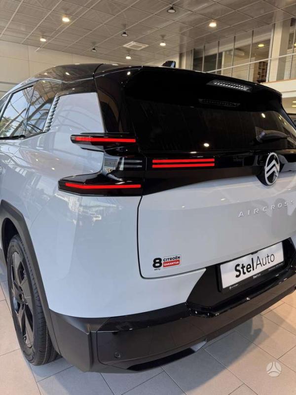 White Citroen C5 Aircross 2026 in Kaunas, with an engine capacity of 1.20 L and mileage of 3 thousand km for 33500 €, photo 9 on AUTOMOTO.COM.LV