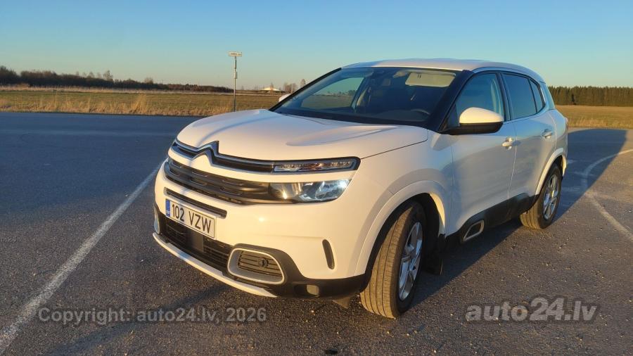 White Citroen C5 Aircross 2019 in Parnu, with an engine capacity of 1.60 L and mileage of 99 thousand km for 16500 €, photo 1 on AUTOMOTO.COM.LV
