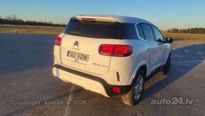 White Citroen C5 Aircross 2019 in Parnu, with an engine capacity of 1.60 L and mileage of 99 thousand km for 16500 €, photo 4 on AUTOMOTO.COM.LV