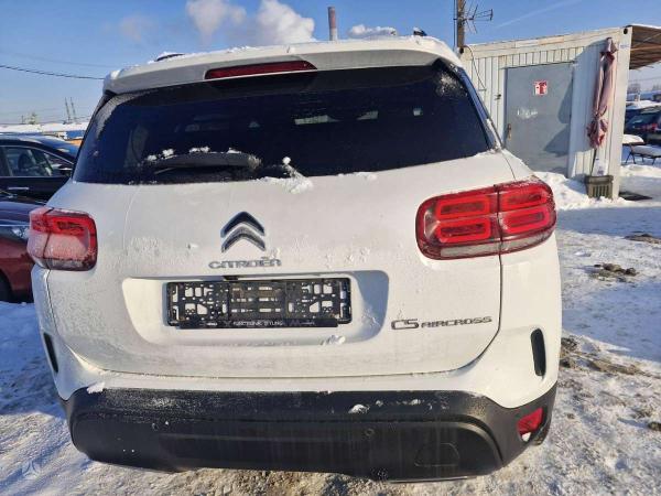 White Citroen C5 Aircross 2020 in Kaunas, with an engine capacity of 1.50 L and mileage of 218 thousand km for 9999 €, photo 6 on AUTOMOTO.COM.LV