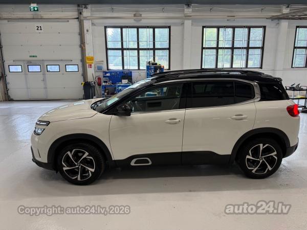 Balts Citroen C5 Aircross 2020 Tallina, ar dzinēja tilpumu 1.50 L un nobraukumu 199 tūkst. km par 13390 €, foto 2 vietnē AUTOMOTO.COM.LV