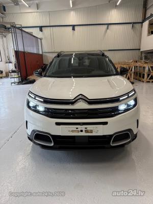 White Citroen C5 Aircross 2020 in Tallinn, with an engine capacity of 1.50 L and mileage of 199 thousand km for 13390 €, photo 8 on AUTOMOTO.COM.LV