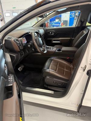 White Citroen C5 Aircross 2020 in Tallinn, with an engine capacity of 1.50 L and mileage of 199 thousand km for 13390 €, photo 11 on AUTOMOTO.COM.LV