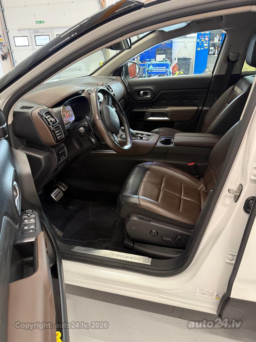 White Citroen C5 Aircross 2020 in Tallinn, with an engine capacity of 1.50 L and mileage of 199 thousand km for 13390 €, photo 11 on AUTOMOTO.COM.LV