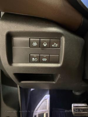 White Citroen C5 Aircross 2020 in Tallinn, with an engine capacity of 1.50 L and mileage of 199 thousand km for 13390 €, photo 17 on AUTOMOTO.COM.LV