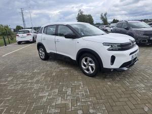 White Citroen C5 Aircross 2022 in Taurage, with an engine capacity of 1.60 L and mileage of 144 thousand km for 13990 €, photo  on AUTOMOTO.COM.LV
