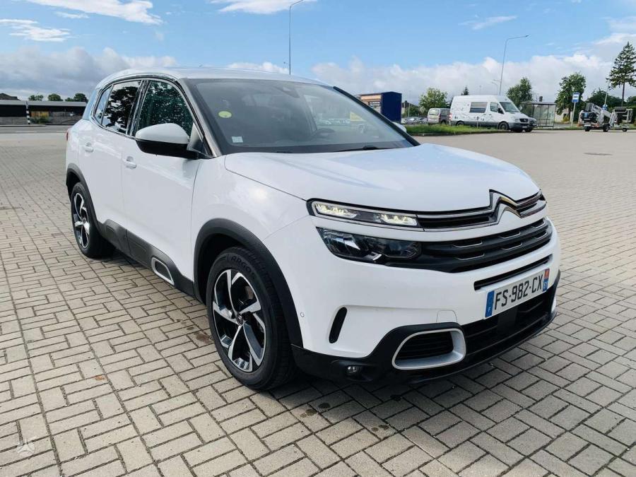 Белый Ситроен C5 Aircross 2020 в Таураге, объемом двигателя 1.50 л и пробегом 218 тыс. км за 9400 €, фото 3 на AUTOMOTO.COM.LV
