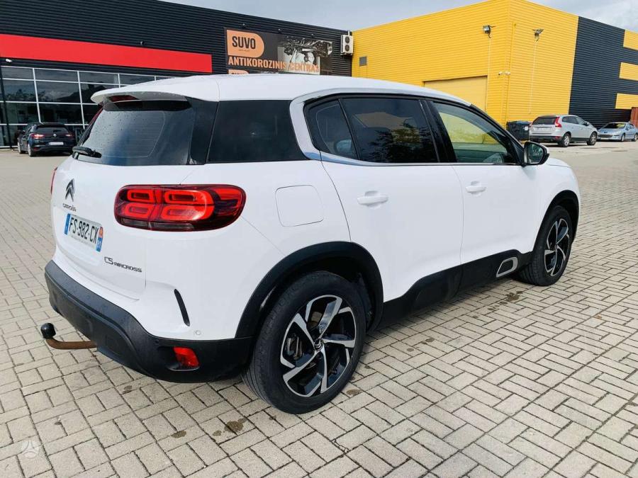 Белый Ситроен C5 Aircross 2020 в Таураге, объемом двигателя 1.50 л и пробегом 218 тыс. км за 9400 €, фото 4 на AUTOMOTO.COM.LV