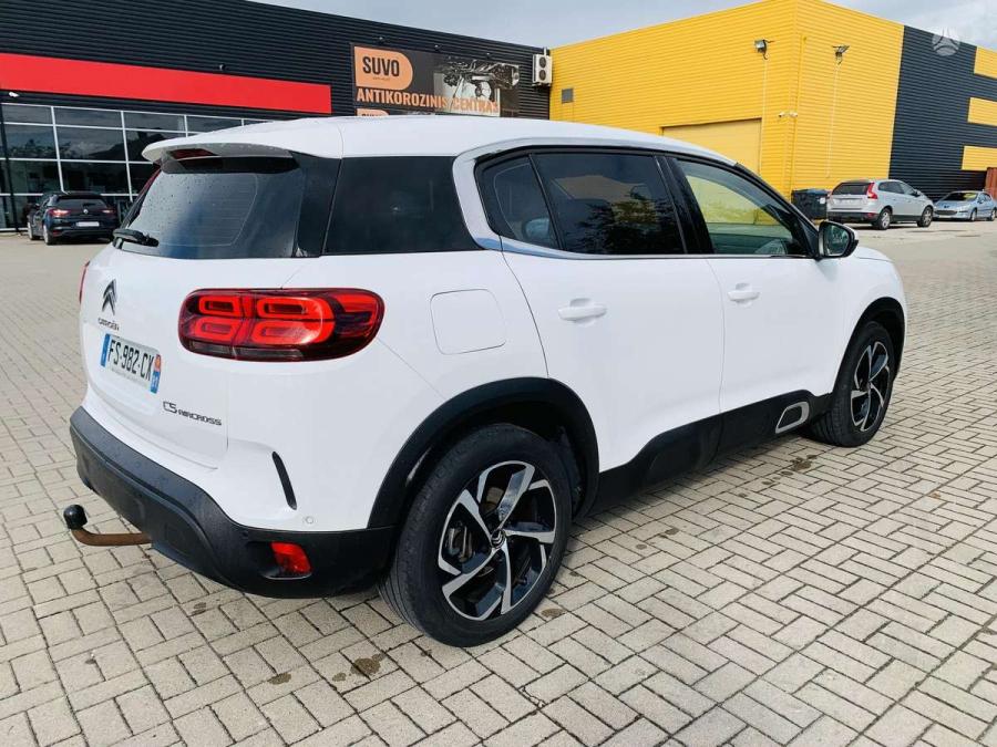 Белый Ситроен C5 Aircross 2020 в Таураге, объемом двигателя 1.50 л и пробегом 217 тыс. км за 9400 €, фото 4 на AUTOMOTO.COM.LV