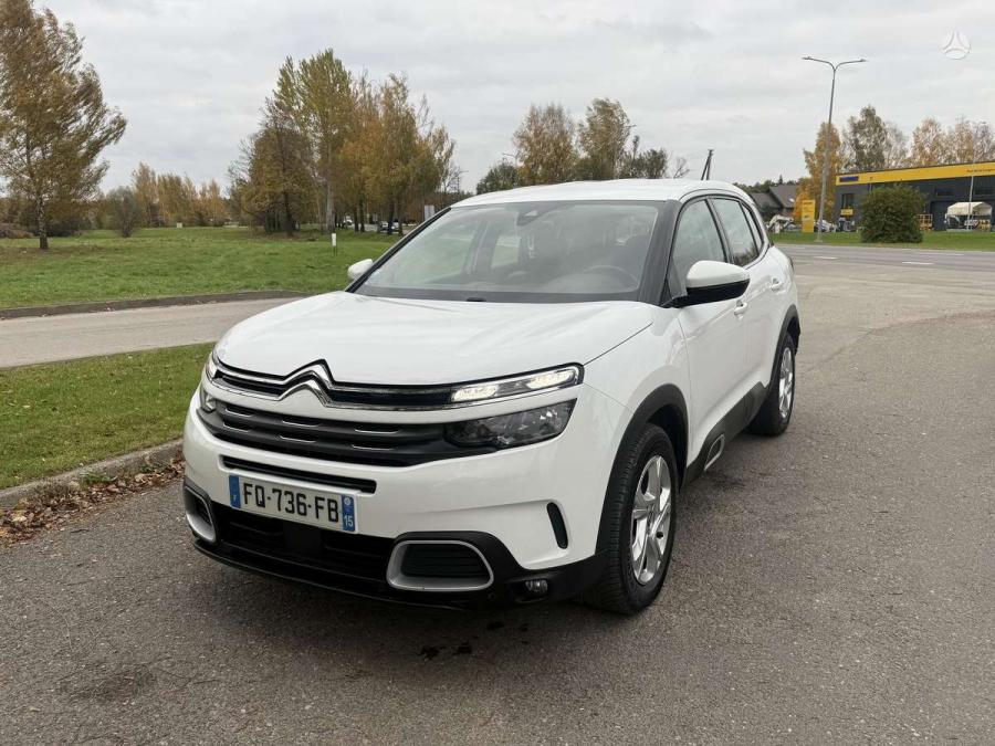 Белый Ситроен C5 Aircross 2020 в Таураге, объемом двигателя 1.50 л и пробегом 200 тыс. км за 8500 €, фото 3 на AUTOMOTO.COM.LV