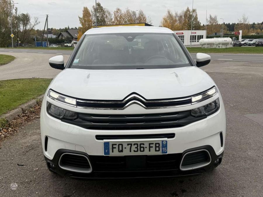 Белый Ситроен C5 Aircross 2020 в Таураге, объемом двигателя 1.50 л и пробегом 200 тыс. км за 8500 €, фото 4 на AUTOMOTO.COM.LV