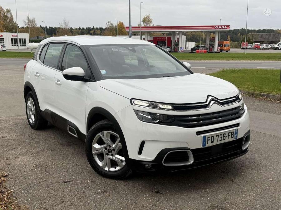 Белый Ситроен C5 Aircross 2020 в Таураге, объемом двигателя 1.50 л и пробегом 200 тыс. км за 8500 €, фото 5 на AUTOMOTO.COM.LV