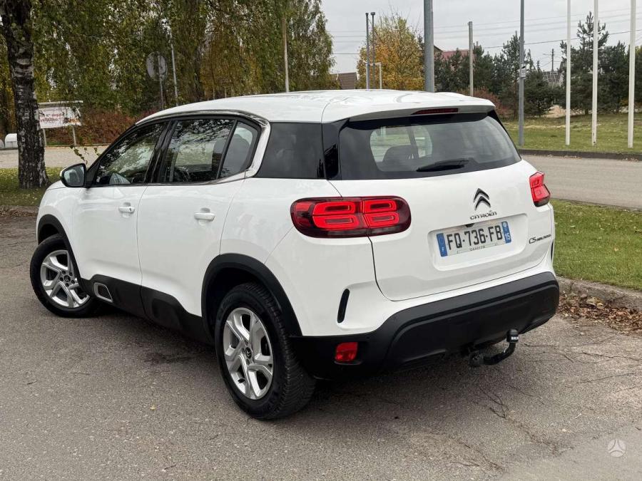Белый Ситроен C5 Aircross 2020 в Таураге, объемом двигателя 1.50 л и пробегом 200 тыс. км за 8500 €, фото 9 на AUTOMOTO.COM.LV