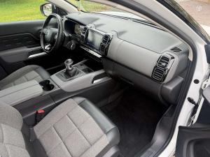 Белый Ситроен C5 Aircross 2020 в Таураге, объемом двигателя 1.50 л и пробегом 200 тыс. км за 8500 €, фото 12 на AUTOMOTO.COM.LV