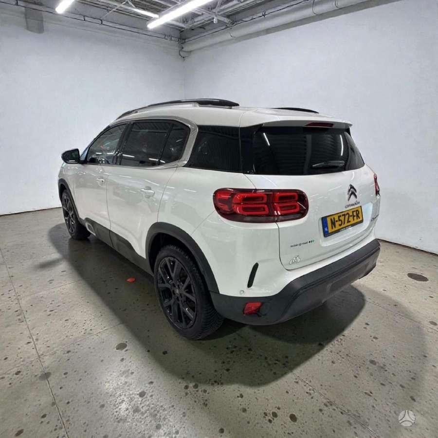Balts Citroen C5 Aircross 2021 Viļņa, ar dzinēja tilpumu 1.20 L un nobraukumu 149 tūkst. km par 13613 €, foto 4 vietnē AUTOMOTO.COM.LV