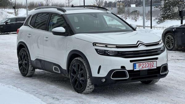 Balts Citroen C5 Aircross 2021 Viļņa, ar dzinēja tilpumu 1.20 L un nobraukumu 149 tūkst. km par 13613 €, foto 4 vietnē AUTOMOTO.COM.LV