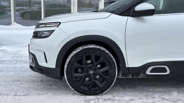 Balts Citroen C5 Aircross 2021 Viļņa, ar dzinēja tilpumu 1.20 L un nobraukumu 149 tūkst. km par 13613 €, foto 7 vietnē AUTOMOTO.COM.LV