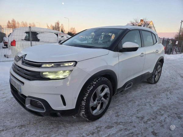Balts Citroen C5 Aircross 2021 Tauragė, ar dzinēja tilpumu 1.50 L un nobraukumu 200 tūkst. km par 7900 €, foto 1 vietnē AUTOMOTO.COM.LV