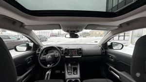 White Citroen C5 Aircross 2021 in Vilnius, with an engine capacity of 1.20 L and mileage of 149 thousand km for 13213 €, photo 17 on AUTOMOTO.COM.LV
