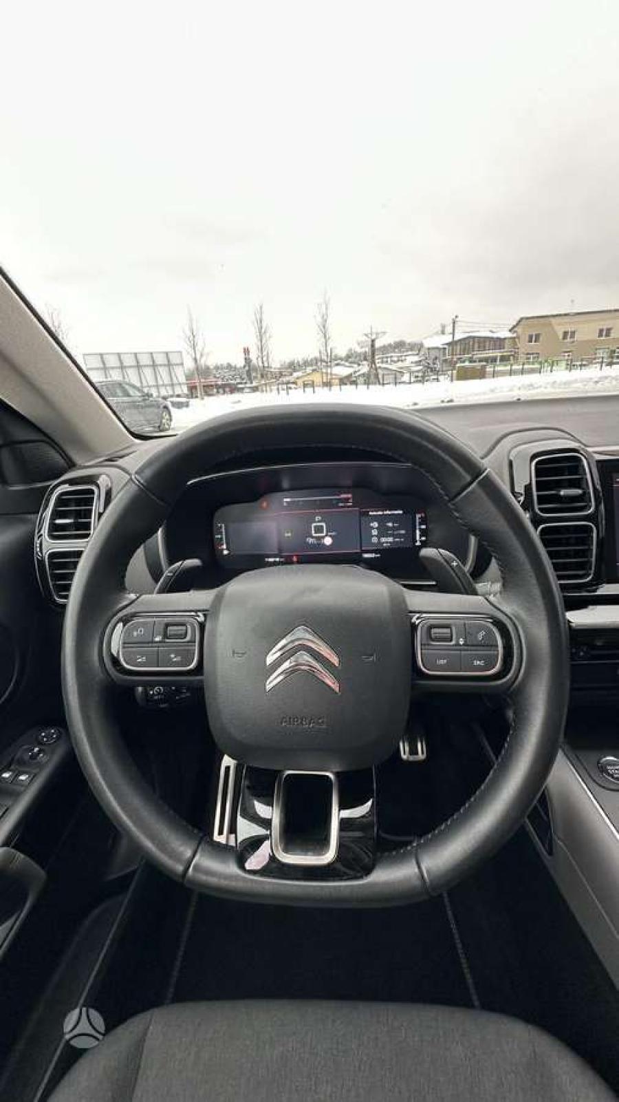 White Citroen C5 Aircross 2021 in Vilnius, with an engine capacity of 1.20 L and mileage of 149 thousand km for 13213 €, photo 19 on AUTOMOTO.COM.LV