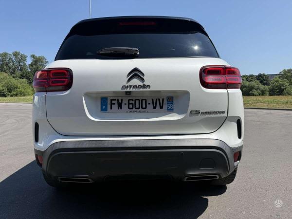 Белый Ситроен C5 Aircross 2021 в Вильнюс, объемом двигателя 1.50 л и пробегом 178 тыс. км за 12900 €, фото 5 на AUTOMOTO.COM.LV