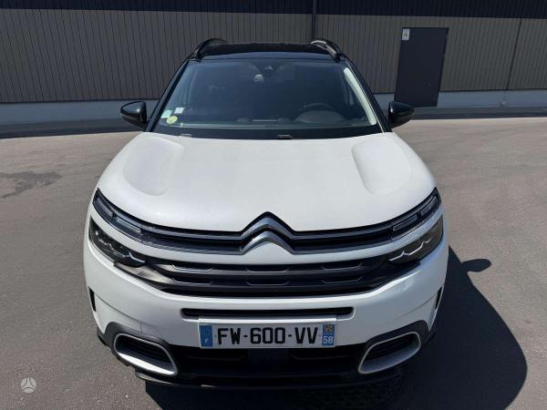Белый Ситроен C5 Aircross 2021 в Вильнюс, объемом двигателя 1.50 л и пробегом 178 тыс. км за 12900 €, фото 6 на AUTOMOTO.COM.LV