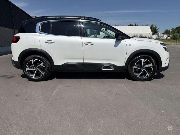 Белый Ситроен C5 Aircross 2021 в Вильнюс, объемом двигателя 1.50 л и пробегом 178 тыс. км за 12900 €, фото 8 на AUTOMOTO.COM.LV
