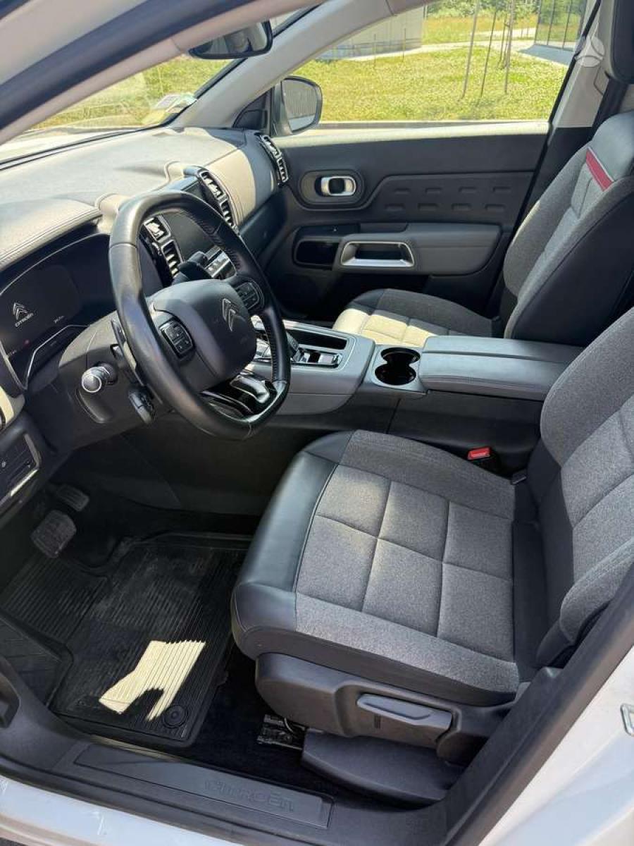 Balts Citroen C5 Aircross 2021 Viļņa, ar dzinēja tilpumu 1.50 L un nobraukumu 178 tūkst. km par 12900 €, foto 13 vietnē AUTOMOTO.COM.LV