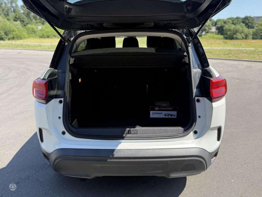 Balts Citroen C5 Aircross 2021 Viļņa, ar dzinēja tilpumu 1.50 L un nobraukumu 178 tūkst. km par 12900 €, foto 21 vietnē AUTOMOTO.COM.LV