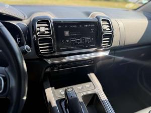 Balts Citroen C5 Aircross 2021 Viļņa, ar dzinēja tilpumu 1.50 L un nobraukumu 178 tūkst. km par 12900 €, foto 23 vietnē AUTOMOTO.COM.LV