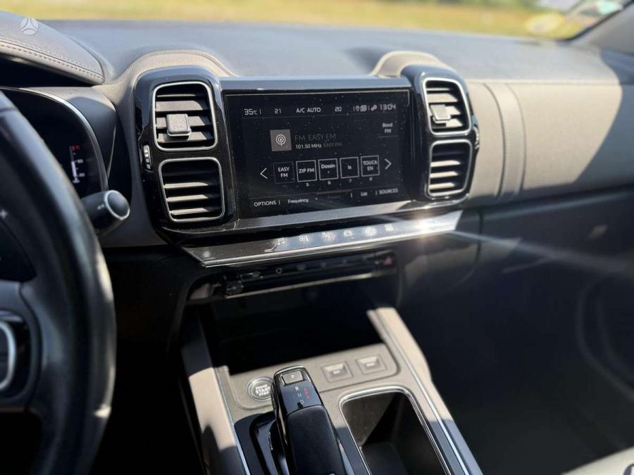 Balts Citroen C5 Aircross 2021 Viļņa, ar dzinēja tilpumu 1.50 L un nobraukumu 178 tūkst. km par 12900 €, foto 23 vietnē AUTOMOTO.COM.LV
