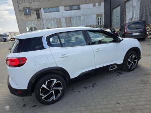 White Citroen C5 Aircross 2021 in Taurage, with an engine capacity of 1.50 L and mileage of 220 thousand km for 11495 €, photo 10 on AUTOMOTO.COM.LV