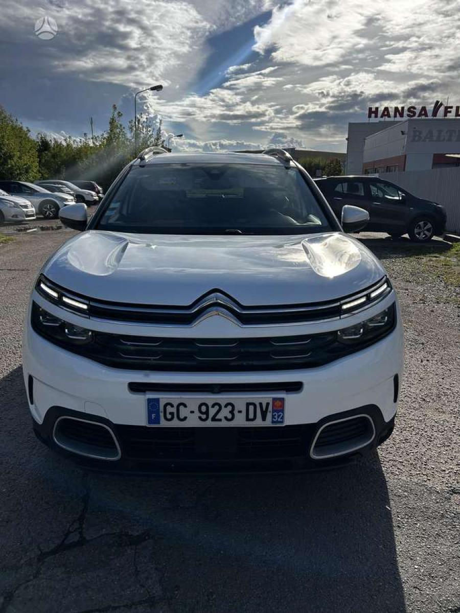 Белый Ситроен C5 Aircross 2021 в Паневежис, объемом двигателя 1.50 л и пробегом 235 тыс. км за 10200 €, фото 3 на AUTOMOTO.COM.LV
