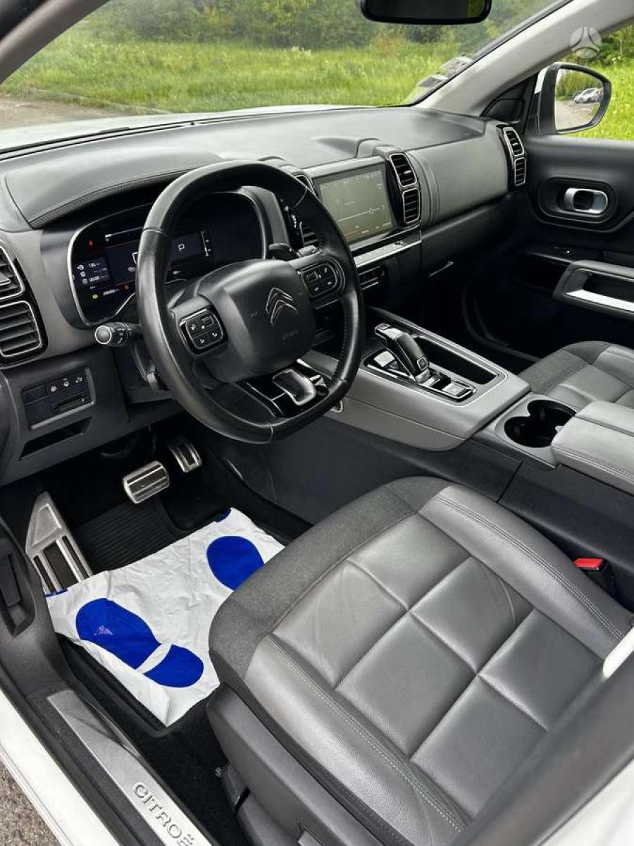 Белый Ситроен C5 Aircross 2021 в Паневежис, объемом двигателя 1.50 л и пробегом 235 тыс. км за 10200 €, фото 10 на AUTOMOTO.COM.LV
